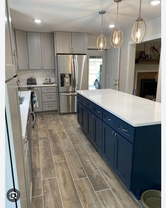 Stylish Two Tone Cabinets for Modern Kitchens | OPPEIN Canada